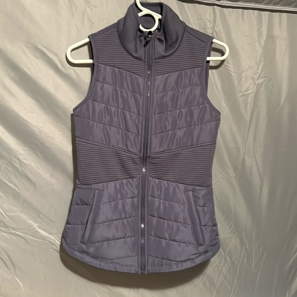 Fila | Jackets & Coats | Fila Sport In New Like Condition Gray Vestxs 7 ...